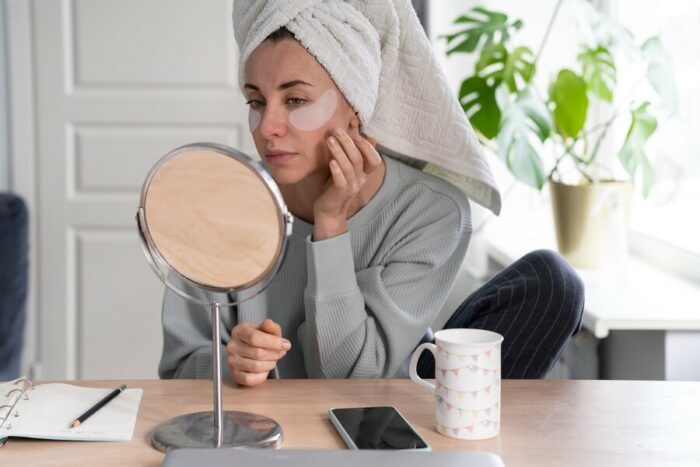 How to Combat Dry Skin During the Winter Months - Hotscope